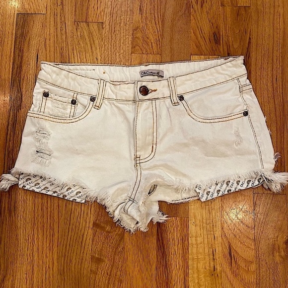 C&C California | Shorts | Cc California Isreal Vintage Off White Cut ...